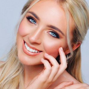 5 Things in every winning personal introduction - Dani Walker Pageants